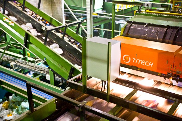 Sécurité, Qualité, Productivité sur POLLUTEC HORIZONS 2013 - TOMRA ...